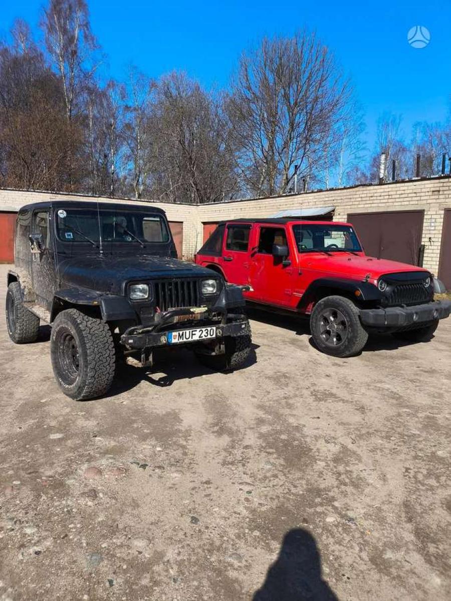Black Jeep Wrangler 1988 in Silale, with an engine capacity of 4.20 L and mileage of 255 thousand km for 7400 €, photo 18 on AUTOMOTO.COM.LV