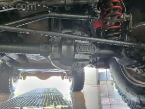 Melns Jeep Wrangler 1999 Rīga, ar dzinēja tilpumu 4.00 L un nobraukumu 179 tūkst. km par 9200 €, foto 14 vietnē AUTOMOTO.COM.LV