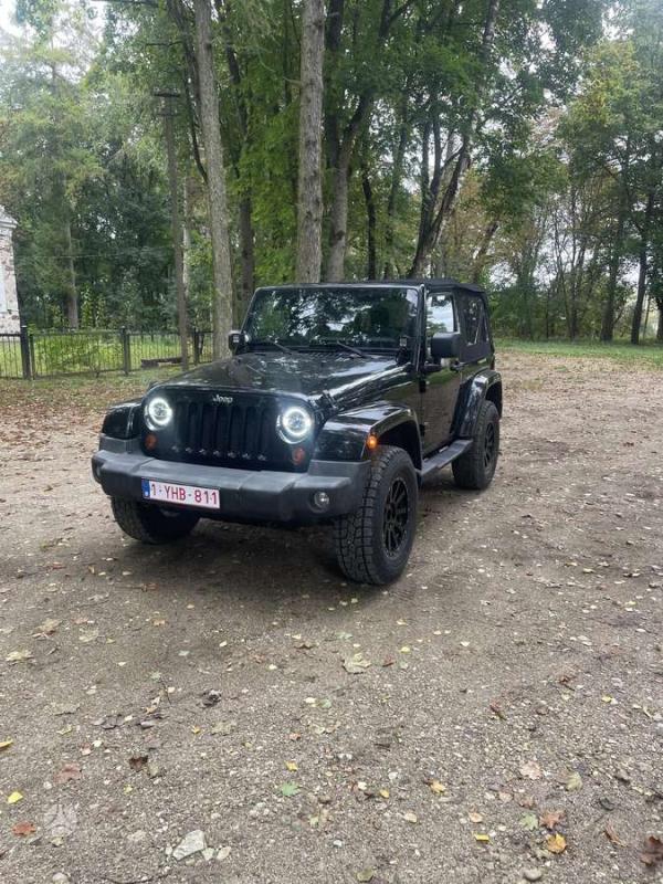 Black Jeep Wrangler 2008 in Kedainiai, with an engine capacity of 2.80 L and mileage of 164 thousand km for 15300 €, photo 11 on AUTOMOTO.COM.LV