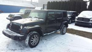 Melns Jeep Wrangler 2011 Marijampole, ar dzinēja tilpumu 0.00 L un nobraukumu 129 tūkst. km par 13699 €, foto  vietnē AUTOMOTO.COM.LV