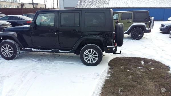 Melns Jeep Wrangler 2011 Marijampole, ar dzinēja tilpumu 0.00 L un nobraukumu 129 tūkst. km par 13699 €, foto 7 vietnē AUTOMOTO.COM.LV