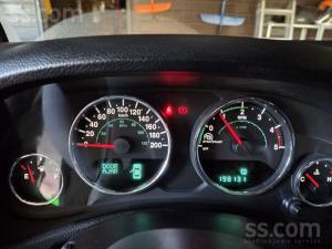 Melns Jeep Wrangler 2011 Rīga, ar dzinēja tilpumu 2.80 L un nobraukumu 199 tūkst. km par 18000 €, foto 9 vietnē AUTOMOTO.COM.LV