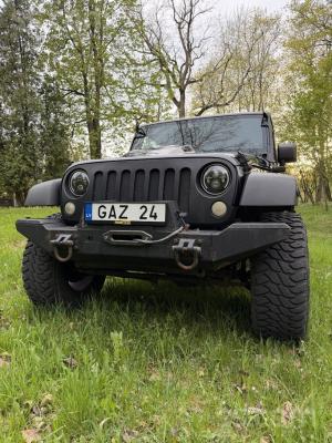 Melns Jeep Wrangler 2011 Rīga, ar dzinēja tilpumu 2.80 L un nobraukumu 184 tūkst. km par 24500 €, foto 7 vietnē AUTOMOTO.COM.LV