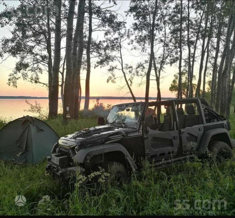 Melns Jeep Wrangler 2011 Rīga, ar dzinēja tilpumu 2.80 L un nobraukumu 184 tūkst. km par 24500 €, foto 13 vietnē AUTOMOTO.COM.LV