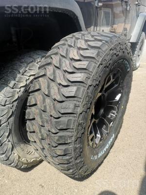 Melns Jeep Wrangler 2011 Rīga, ar dzinēja tilpumu 2.80 L un nobraukumu 184 tūkst. km par 24500 €, foto 16 vietnē AUTOMOTO.COM.LV
