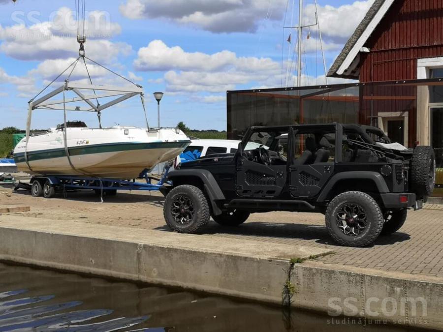 Melns Jeep Wrangler 2011 Rīga, ar dzinēja tilpumu 2.80 L un nobraukumu 184 tūkst. km par 24500 €, foto 18 vietnē AUTOMOTO.COM.LV