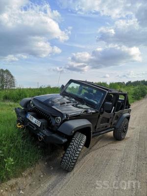 Melns Jeep Wrangler 2011 Rīga, ar dzinēja tilpumu 2.80 L un nobraukumu 184 tūkst. km par 24500 €, foto 19 vietnē AUTOMOTO.COM.LV