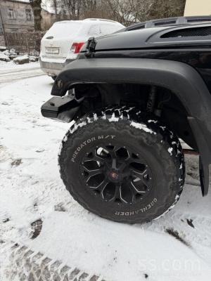 Melns Jeep Wrangler 2011 Rīga, ar dzinēja tilpumu 2.80 L un nobraukumu 184 tūkst. km par 24500 €, foto 27 vietnē AUTOMOTO.COM.LV