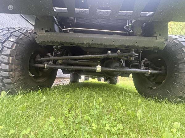 Black Jeep Wrangler 2012 in Vilnius, with an engine capacity of 3.60 L and mileage of 130 thousand km for 17500 €, photo 4 on AUTOMOTO.COM.LV