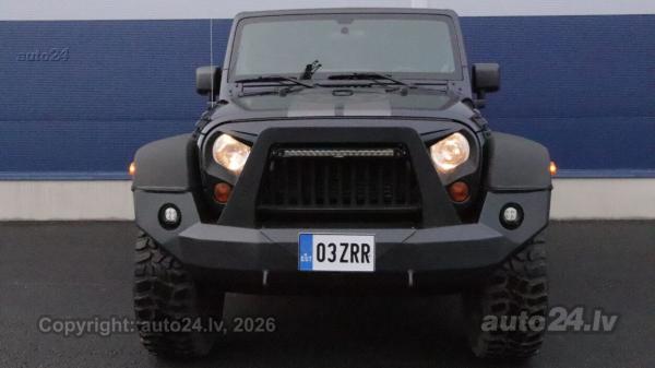 Melns Jeep Wrangler 2012 Tallina, ar dzinēja tilpumu 2.80 L un nobraukumu 132 tūkst. km par 25000 €, foto 4 vietnē AUTOMOTO.COM.LV