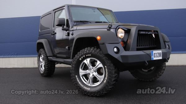 Melns Jeep Wrangler 2012 Tallina, ar dzinēja tilpumu 2.80 L un nobraukumu 132 tūkst. km par 25000 €, foto 5 vietnē AUTOMOTO.COM.LV