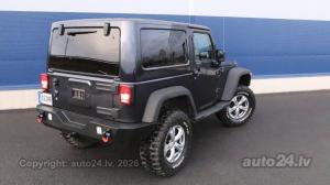 Melns Jeep Wrangler 2012 Tallina, ar dzinēja tilpumu 2.80 L un nobraukumu 132 tūkst. km par 25000 €, foto 15 vietnē AUTOMOTO.COM.LV