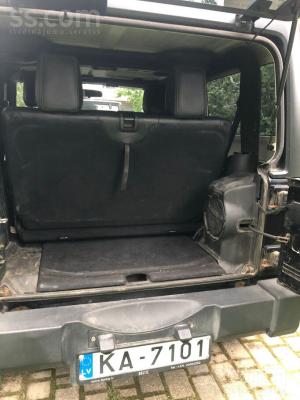 Black Jeep Wrangler 2012 in Riga, with an engine capacity of 2.80 L and mileage of 230 thousand km for 19880 €, photo 6 on AUTOMOTO.COM.LV