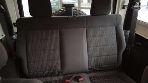 Melns Jeep Wrangler 2012 Marijampole, ar dzinēja tilpumu 3.60 L un nobraukumu 101 tūkst. km par 16999 €, foto 45 vietnē AUTOMOTO.COM.LV