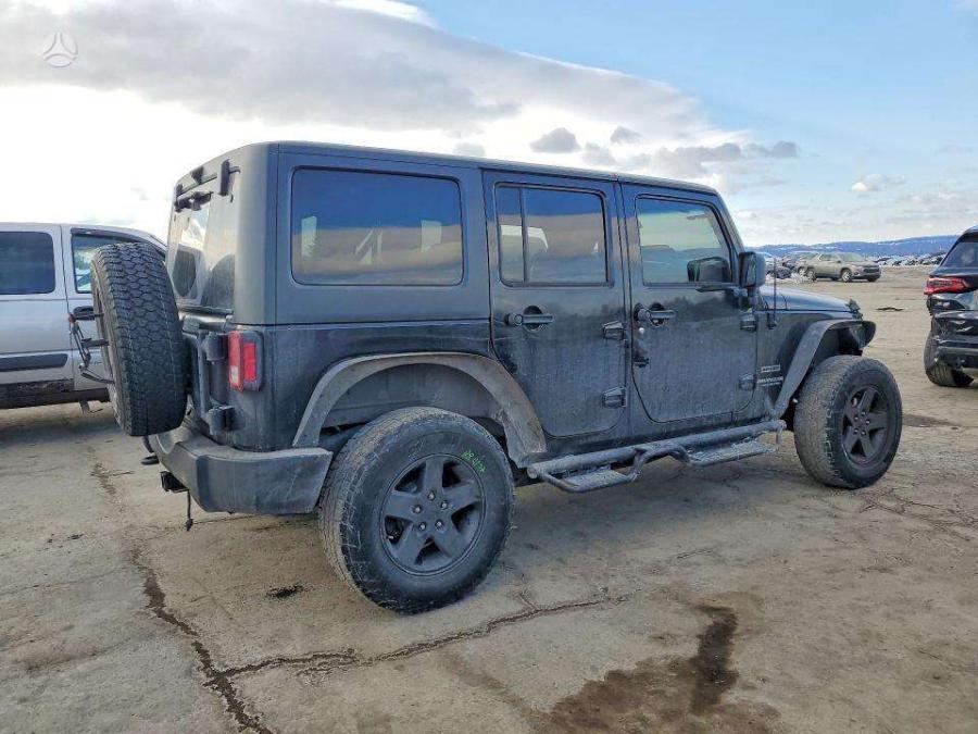 Melns Jeep Wrangler 2013 Klaipėda, ar dzinēja tilpumu 3.60 L un nobraukumu 216 tūkst. km par 12500 €, foto 3 vietnē AUTOMOTO.COM.LV