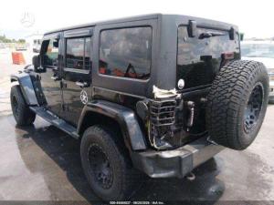 Black Jeep Wrangler 2013 in Klaipeda, with an engine capacity of 3.60 L and mileage of 206 thousand km for 13200 €, photo 6 on AUTOMOTO.COM.LV