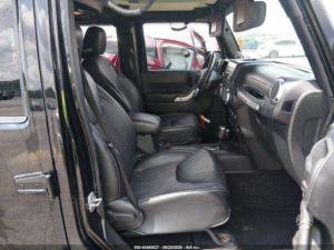 Black Jeep Wrangler 2013 in Klaipeda, with an engine capacity of 3.60 L and mileage of 206 thousand km for 13200 €, photo 8 on AUTOMOTO.COM.LV