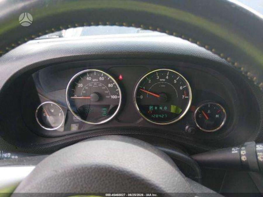 Black Jeep Wrangler 2013 in Klaipeda, with an engine capacity of 3.60 L and mileage of 206 thousand km for 13200 €, photo 9 on AUTOMOTO.COM.LV