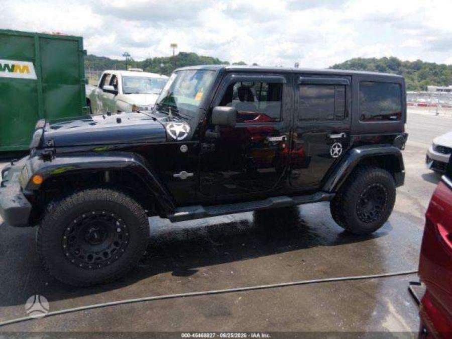 Black Jeep Wrangler 2013 in Klaipeda, with an engine capacity of 3.60 L and mileage of 206 thousand km for 13200 €, photo 11 on AUTOMOTO.COM.LV