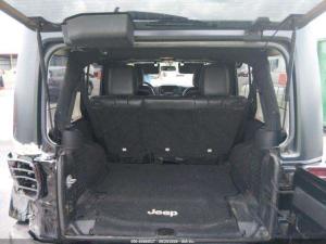 Black Jeep Wrangler 2013 in Klaipeda, with an engine capacity of 3.60 L and mileage of 206 thousand km for 13200 €, photo 13 on AUTOMOTO.COM.LV