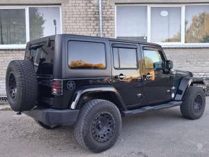 Black Jeep Wrangler 2013 in Klaipeda, with an engine capacity of 3.60 L and mileage of 206 thousand km for 12200 €, photo 6 on AUTOMOTO.COM.LV