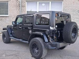 Black Jeep Wrangler 2013 in Klaipeda, with an engine capacity of 3.60 L and mileage of 206 thousand km for 12200 €, photo 7 on AUTOMOTO.COM.LV