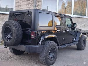 Black Jeep Wrangler 2013 in Klaipeda, with an engine capacity of 3.60 L and mileage of 206 thousand km for 12200 €, photo 8 on AUTOMOTO.COM.LV