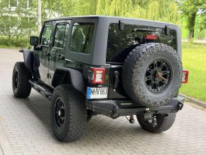 Black Jeep Wrangler 2016 in Kaunas, with an engine capacity of 3.60 L and mileage of 190 thousand km for 17600 €, photo 5 on AUTOMOTO.COM.LV