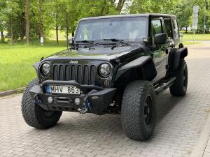 Melns Jeep Wrangler 2016 Kauņa, ar dzinēja tilpumu 3.60 L un nobraukumu 190 tūkst. km par 16900 €, foto  vietnē AUTOMOTO.COM.LV