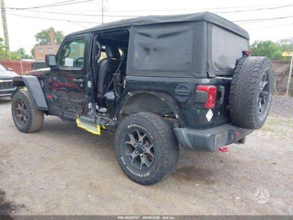 Melns Jeep Wrangler 2018 Klaipėda, ar dzinēja tilpumu 3.60 L un nobraukumu 201 tūkst. km par 9200 €, foto 5 vietnē AUTOMOTO.COM.LV