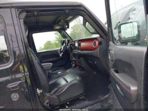 Melns Jeep Wrangler 2018 Klaipėda, ar dzinēja tilpumu 3.60 L un nobraukumu 201 tūkst. km par 9200 €, foto 7 vietnē AUTOMOTO.COM.LV