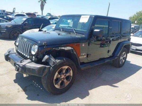 Melns Jeep Wrangler 2018 Klaipėda, ar dzinēja tilpumu 3.60 L un nobraukumu 102 tūkst. km par 8600 €, foto 2 vietnē AUTOMOTO.COM.LV