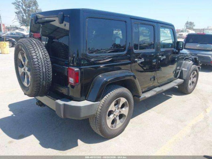 Melns Jeep Wrangler 2018 Klaipėda, ar dzinēja tilpumu 3.60 L un nobraukumu 102 tūkst. km par 8600 €, foto 5 vietnē AUTOMOTO.COM.LV