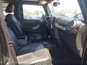 Melns Jeep Wrangler 2018 Klaipėda, ar dzinēja tilpumu 3.60 L un nobraukumu 102 tūkst. km par 8600 €, foto 6 vietnē AUTOMOTO.COM.LV