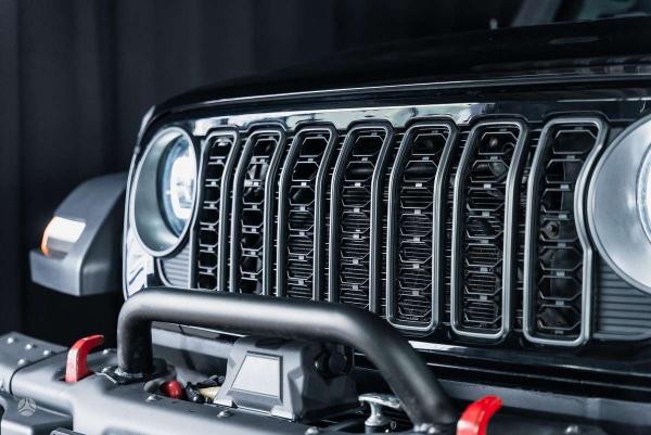 Melns Jeep Wrangler 2019 Viļņa, ar dzinēja tilpumu 2.00 L un nobraukumu 102 tūkst. km par 43998 €, foto 7 vietnē AUTOMOTO.COM.LV