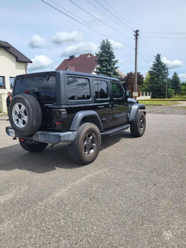 Melns Jeep Wrangler 2020 Mažeikiai, ar dzinēja tilpumu 3.60 L un nobraukumu 170 tūkst. km par 29500 €, foto 6 vietnē AUTOMOTO.COM.LV