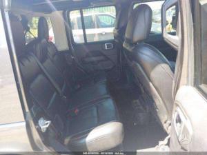 Black Jeep Wrangler 2020 in Klaipeda, with an engine capacity of 3.60 L and mileage of 87 thousand km for 12400 €, photo 9 on AUTOMOTO.COM.LV