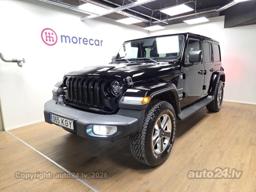 Black Jeep Wrangler 2020 in Tallinn, with an engine capacity of 2.00 L and mileage of 176 thousand km for 28900 €, photo 4 on AUTOMOTO.COM.LV