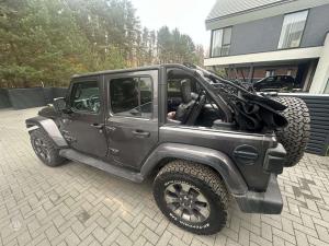 Melns Jeep Wrangler 2020 Klaipėda, ar dzinēja tilpumu 3.61 L un nobraukumu 75 tūkst. km par 38500 €, foto 12 vietnē AUTOMOTO.COM.LV