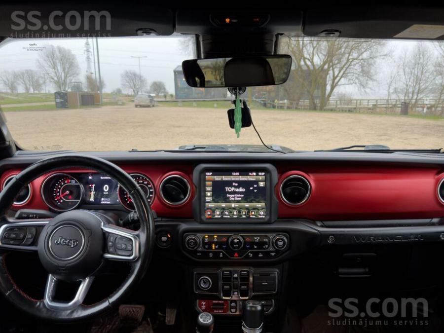 Melns Jeep Wrangler 2021 Liepāja, ar dzinēja tilpumu 2.00 L un nobraukumu 63 tūkst. km par 44999 €, foto 7 vietnē AUTOMOTO.COM.LV