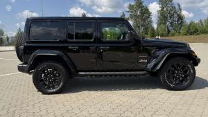 Black Jeep Wrangler 2021 in Vilnius, with an engine capacity of 2.00 L and mileage of 90 thousand km for 35000 €, photo 5 on AUTOMOTO.COM.LV