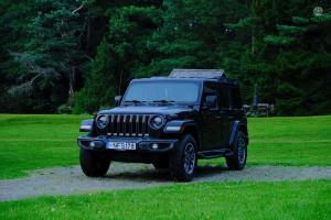 Melns Jeep Wrangler 2021 Kauņa, ar dzinēja tilpumu 2.00 L un nobraukumu 109 tūkst. km par 32999 €, foto 12 vietnē AUTOMOTO.COM.LV