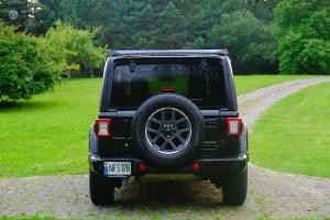Melns Jeep Wrangler 2021 Kauņa, ar dzinēja tilpumu 2.00 L un nobraukumu 109 tūkst. km par 32999 €, foto 17 vietnē AUTOMOTO.COM.LV