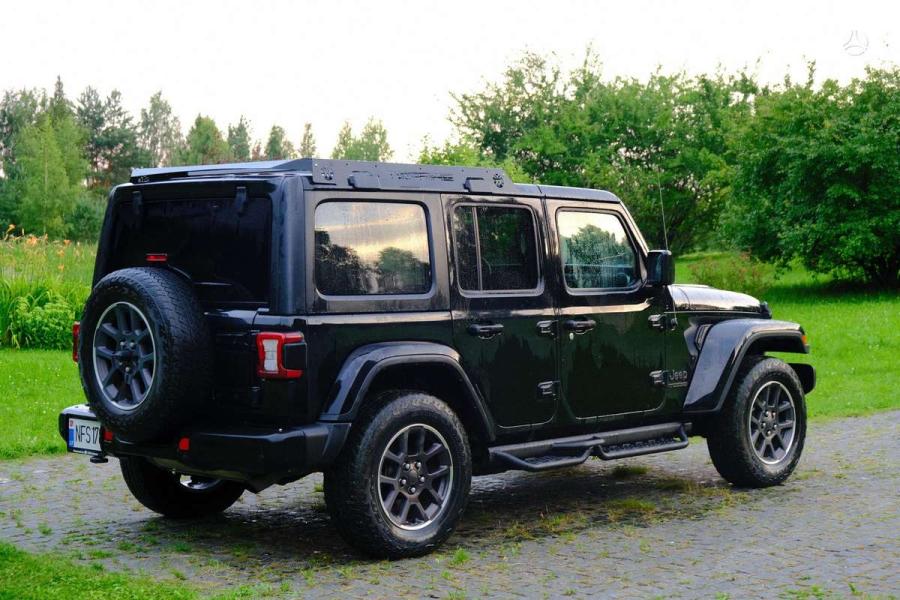 Melns Jeep Wrangler 2021 Kauņa, ar dzinēja tilpumu 2.00 L un nobraukumu 109 tūkst. km par 32999 €, foto 18 vietnē AUTOMOTO.COM.LV
