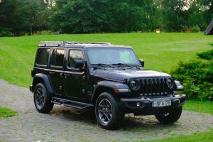 Melns Jeep Wrangler 2021 Kauņa, ar dzinēja tilpumu 2.00 L un nobraukumu 109 tūkst. km par 32999 €, foto 20 vietnē AUTOMOTO.COM.LV