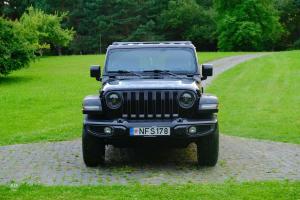 Melns Jeep Wrangler 2021 Kauņa, ar dzinēja tilpumu 2.00 L un nobraukumu 109 tūkst. km par 32999 €, foto 21 vietnē AUTOMOTO.COM.LV