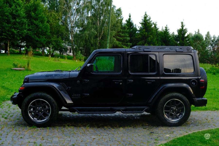 Melns Jeep Wrangler 2021 Kauņa, ar dzinēja tilpumu 2.00 L un nobraukumu 109 tūkst. km par 32999 €, foto 23 vietnē AUTOMOTO.COM.LV
