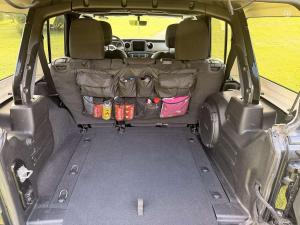 Melns Jeep Wrangler 2021 Kauņa, ar dzinēja tilpumu 2.00 L un nobraukumu 109 tūkst. km par 32999 €, foto 50 vietnē AUTOMOTO.COM.LV
