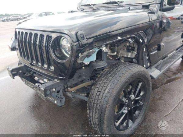 Melns Jeep Wrangler 2021 Klaipėda, ar dzinēja tilpumu 0.00 L un nobraukumu 54 tūkst. km par 12000 €, foto 6 vietnē AUTOMOTO.COM.LV