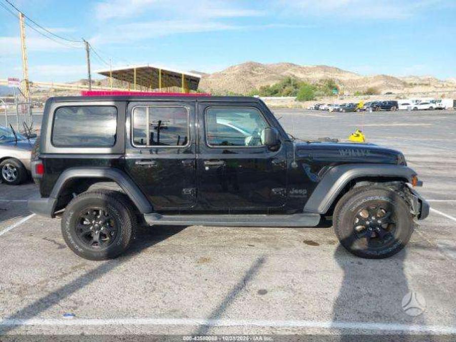 Black Jeep Wrangler 2022 in Klaipeda, with an engine capacity of 3.60 L and mileage of 76 thousand km for 15000 €, photo 13 on AUTOMOTO.COM.LV